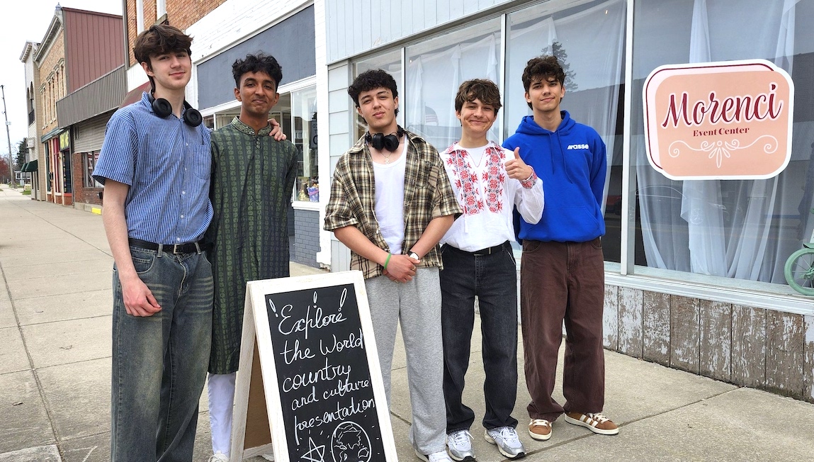 Exchange students wrap up year in Morenci - The Morenci Advocate
